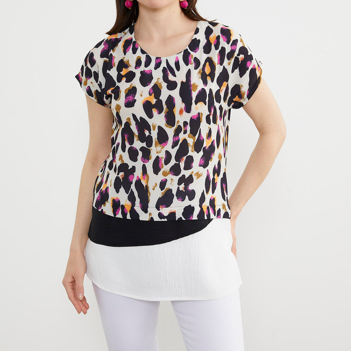 Patterned V-Neck Crepe Blouse - Black – Sementa.com
